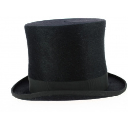 What is the history of the top hat?